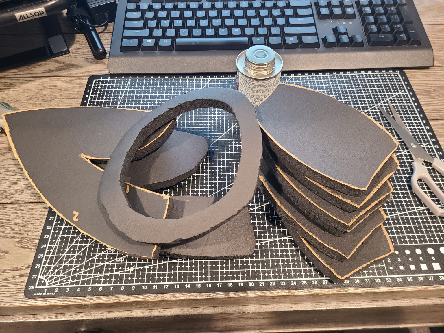 Elmo from Sesame Street Replica Build - Puppet Stitches