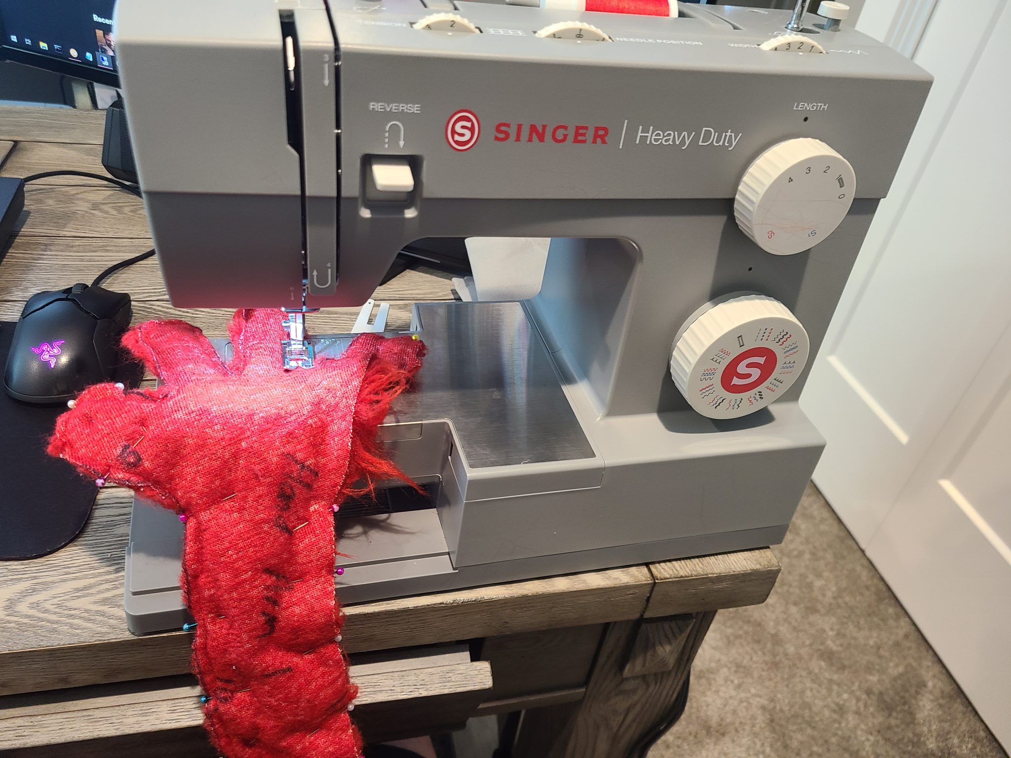 Elmo from Sesame Street Replica Build - Puppet Stitches